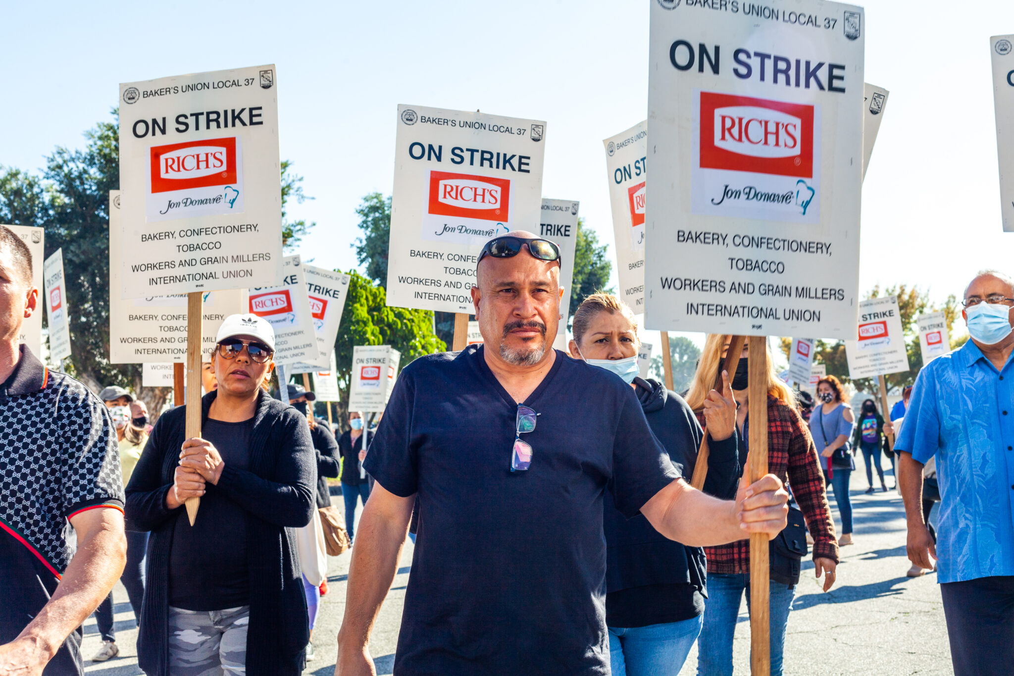 BCTGM Local 37 Members at Jon Donaire Ratify New Contract; Strike Ends ...